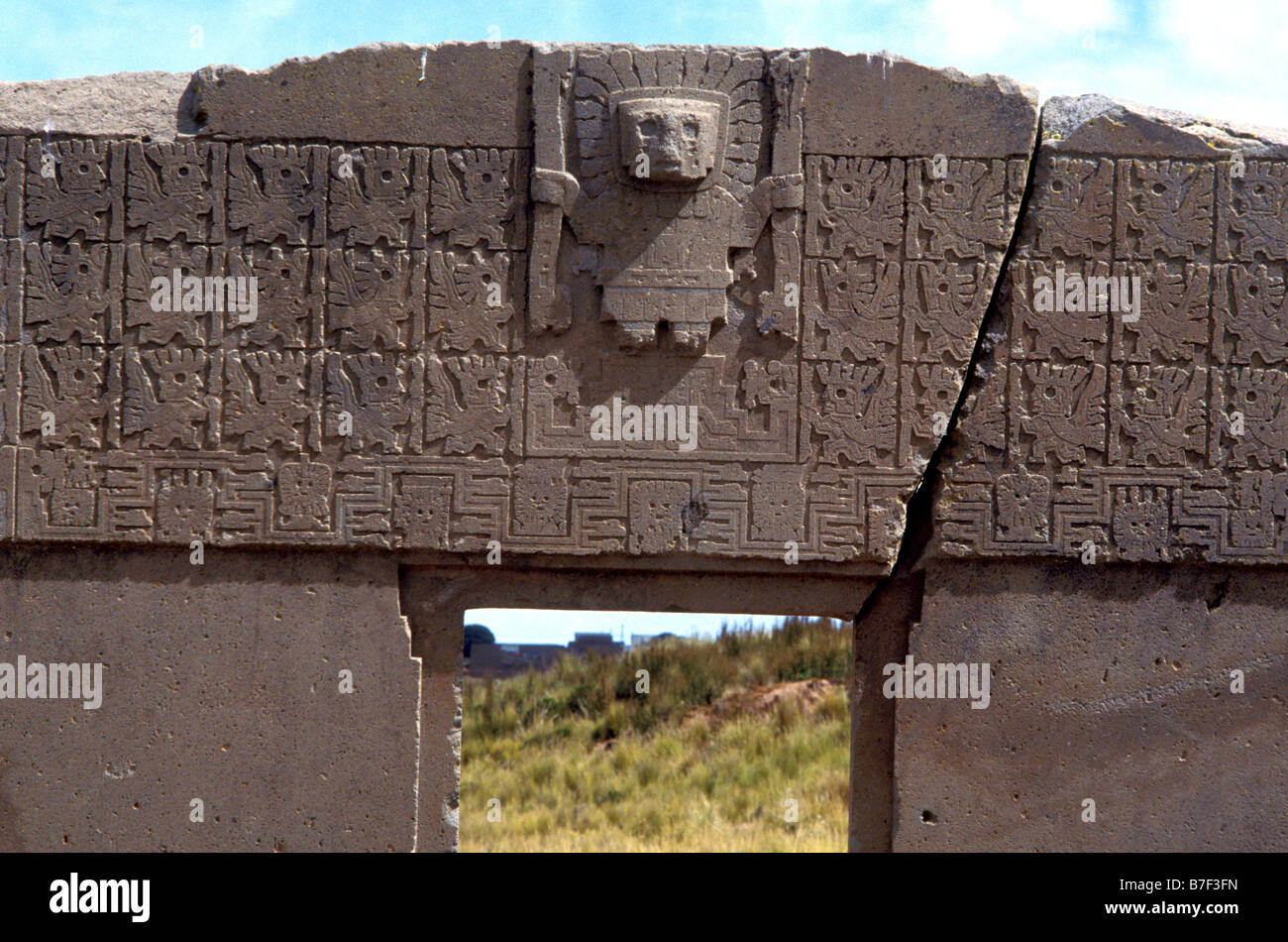 Tiahuanaco civilization hi-res stock photography and images - Alamy