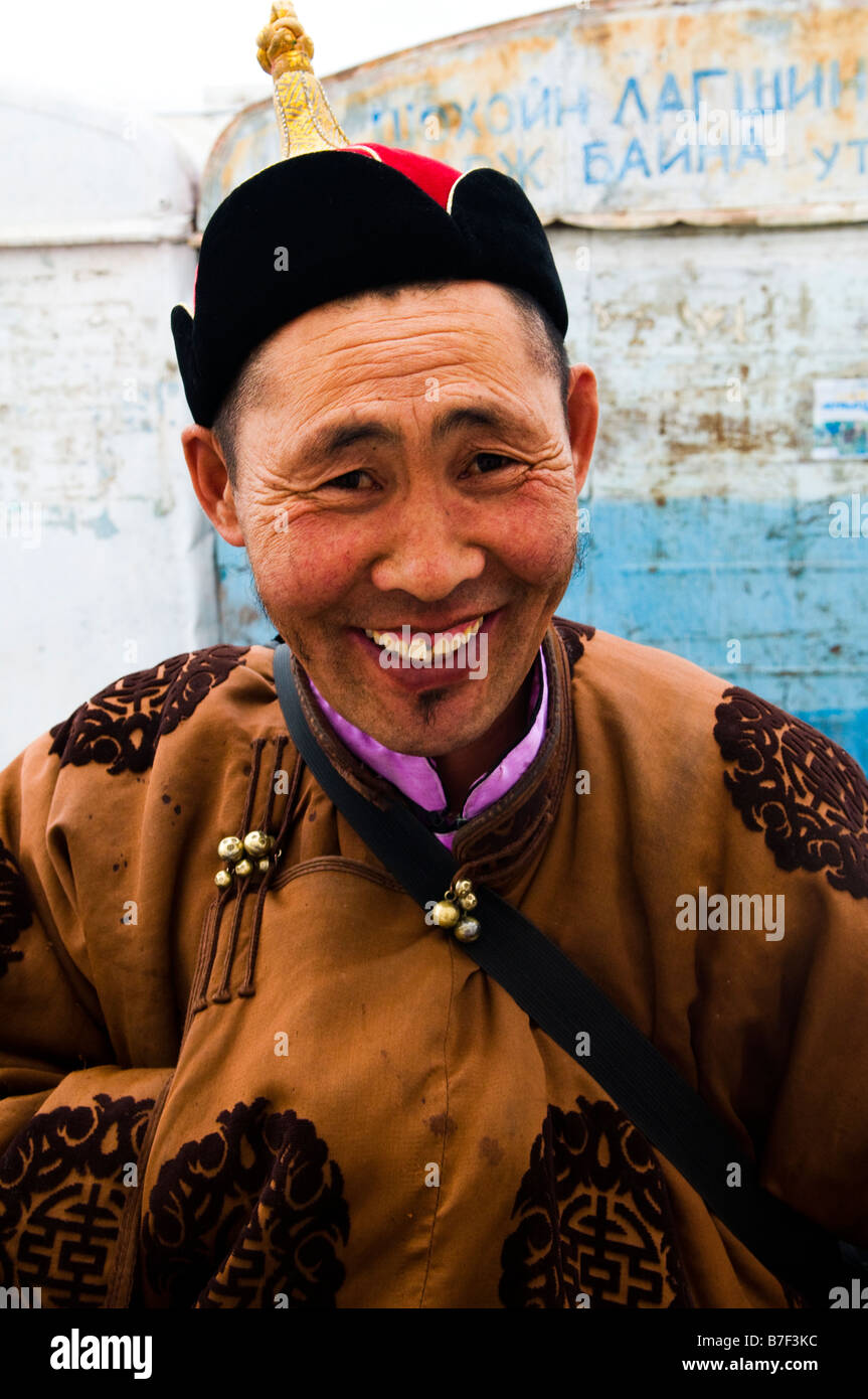 Mongolia mongol man smiling smile hi-res stock photography and images ...