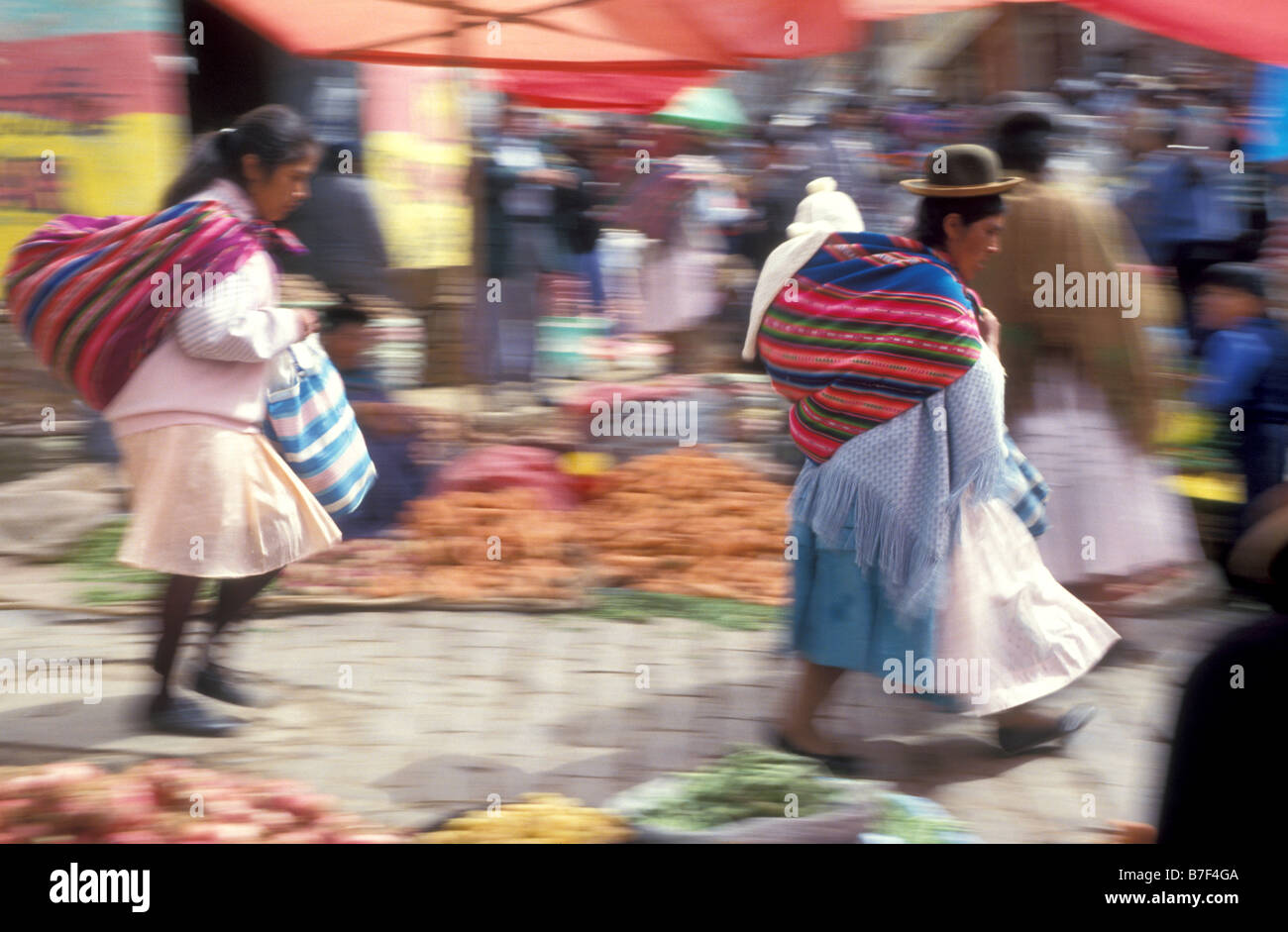 Aymara women hi-res stock photography and images - Alamy