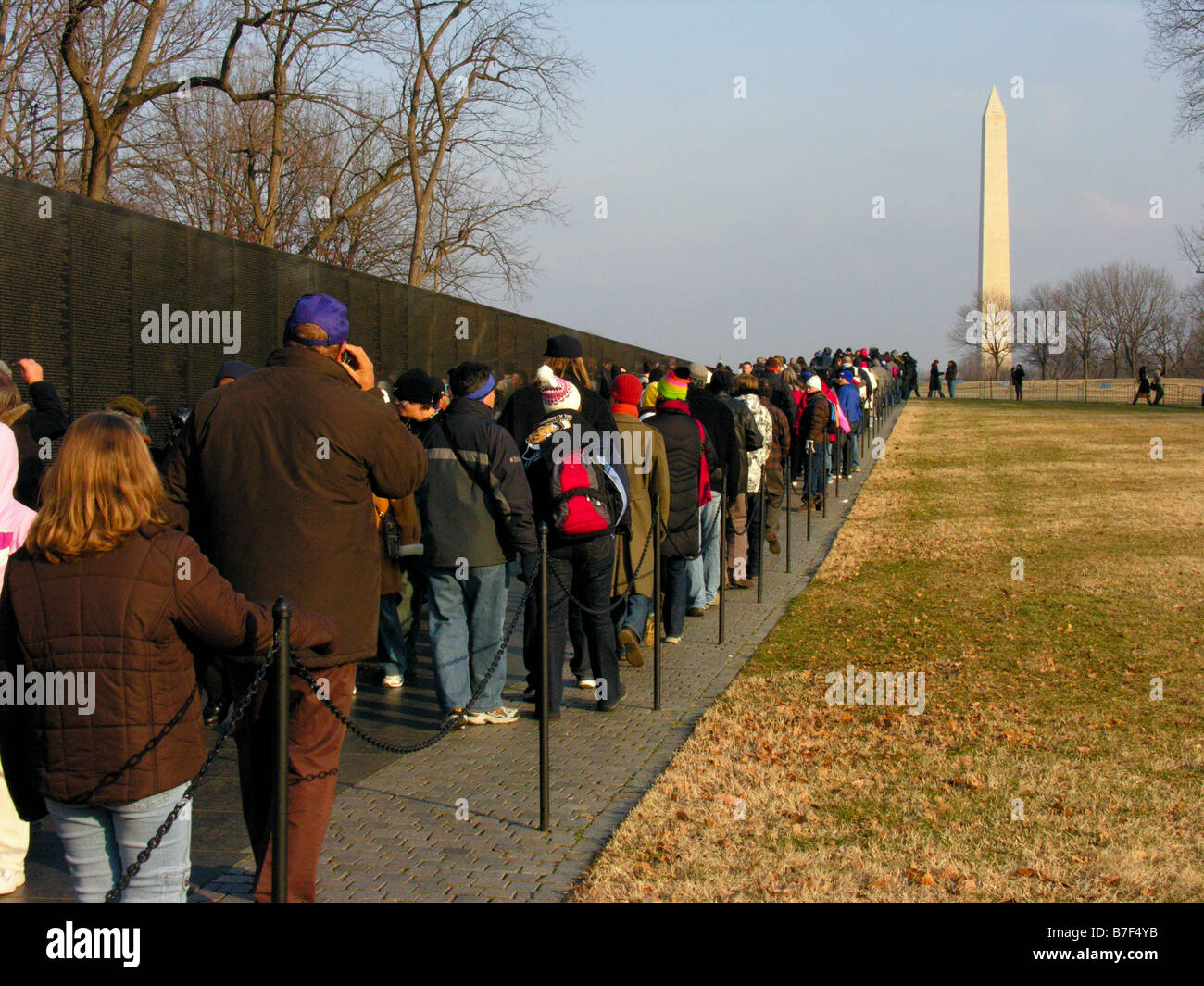 Visitors at Vietnam Veterans Memorial in Washington DC the day before ...