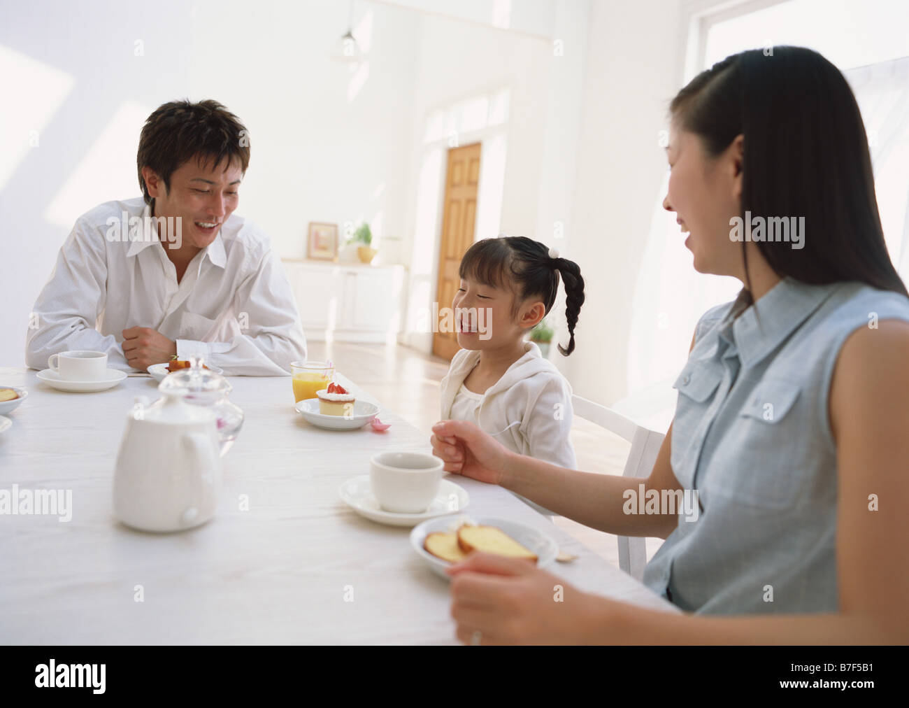 Family tea break Stock Photo - Alamy
