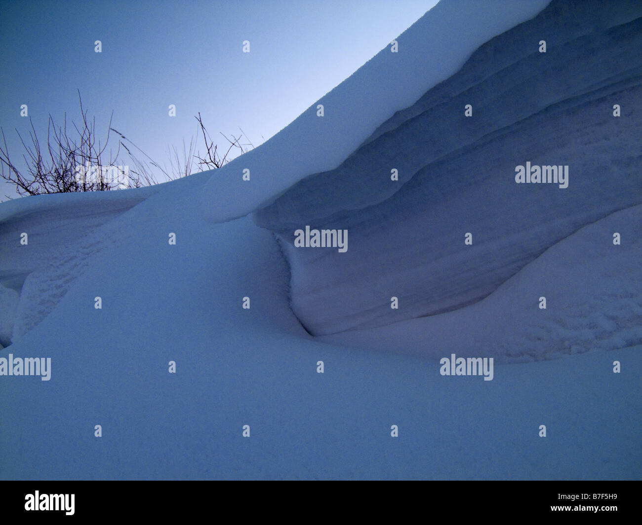Snowdrift - extreme weather Stock Photo - Alamy
