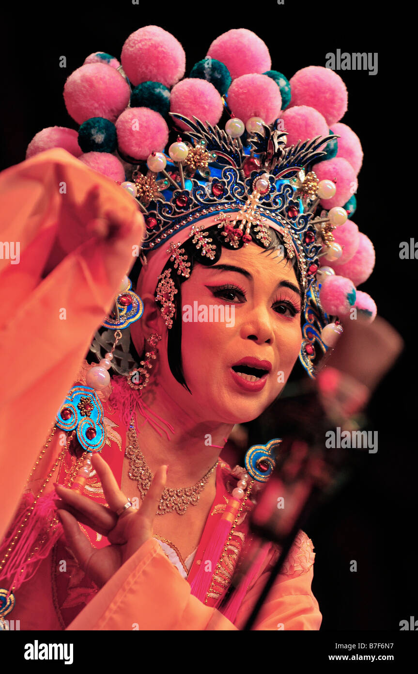 Chinese Opera, Hong Kong, China Stock Photo - Alamy