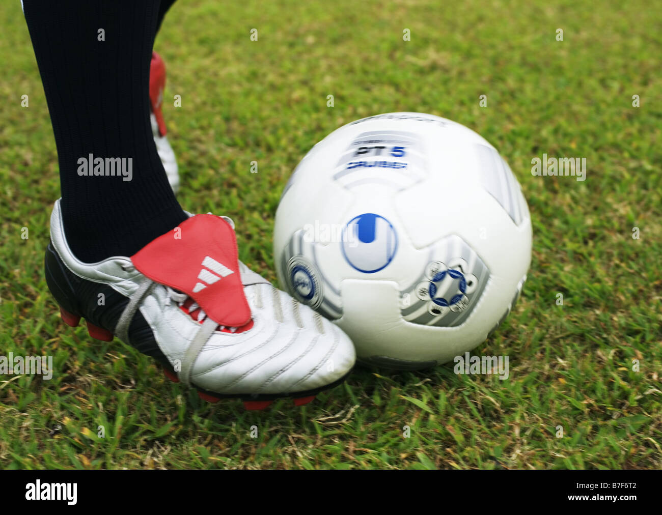 Place kick hi-res stock photography and images - Alamy