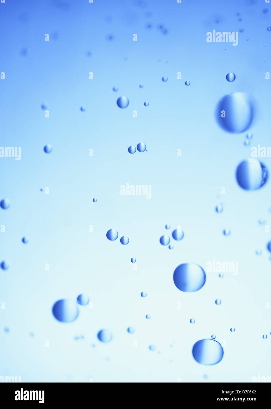 Small waterdrops hi-res stock photography and images - Alamy