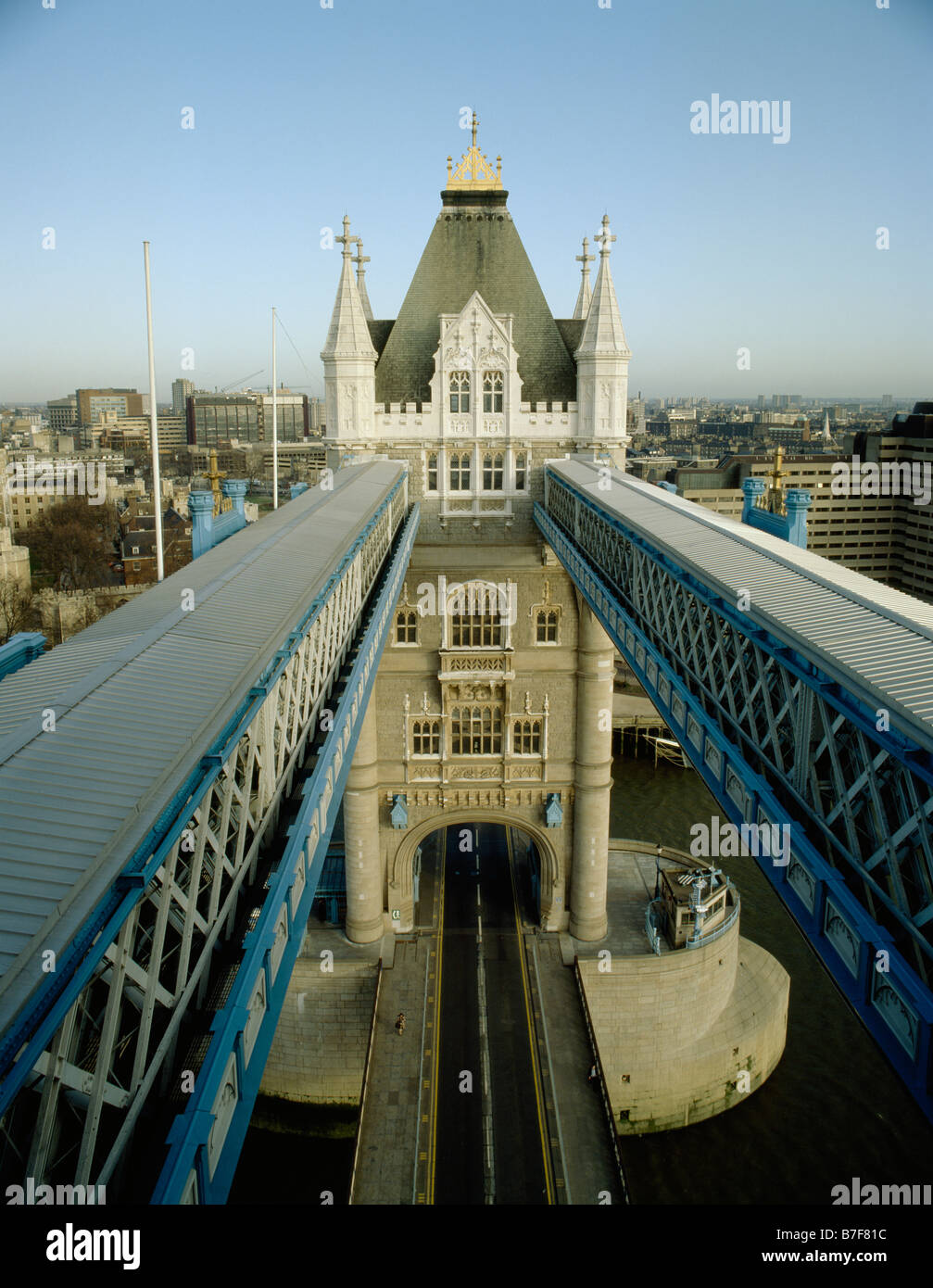 Tower Bridge London completed 1894 to designs by Barry Brunel seen from ...