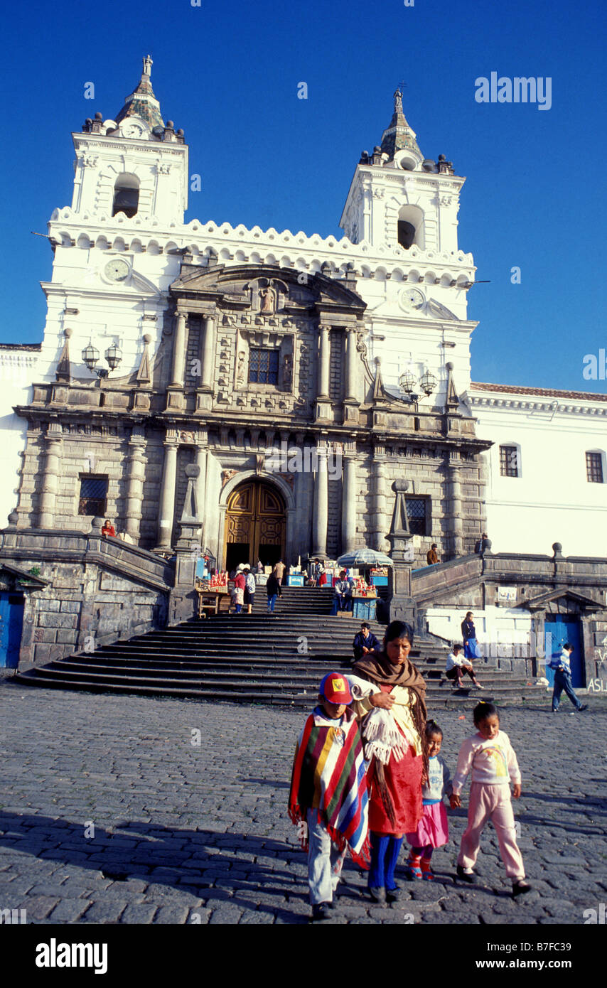 Monasterio de quito hi-res stock photography and images - Alamy