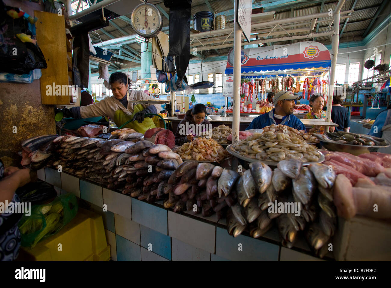 Cuenca ecuador fruits hi-res stock photography and images - Alamy