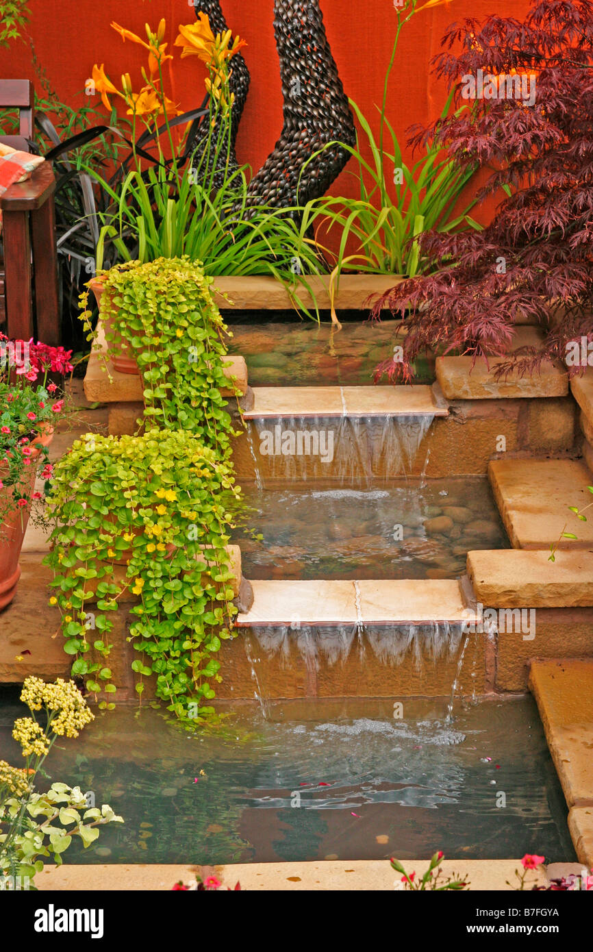 MODERN WATERFALL WATER FEATURE Stock Photo - Alamy