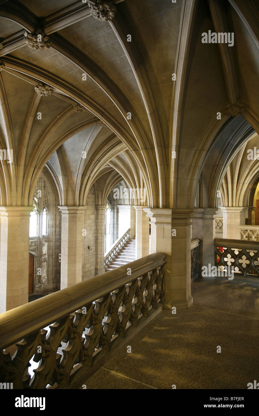 Medieval vaulted ceiling hi-res stock photography and images - Alamy