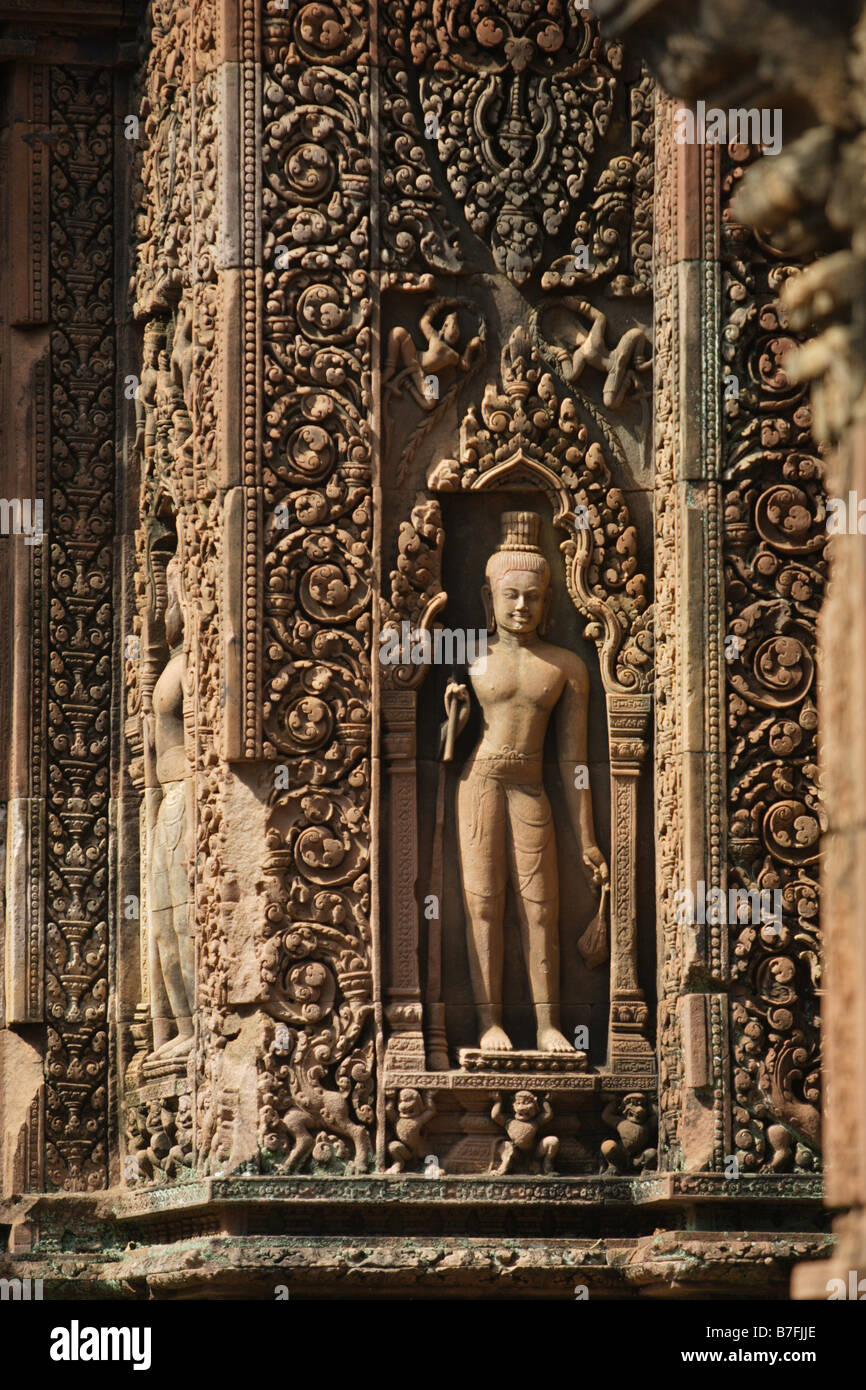 Angkor temple apsara Stock Photo - Alamy