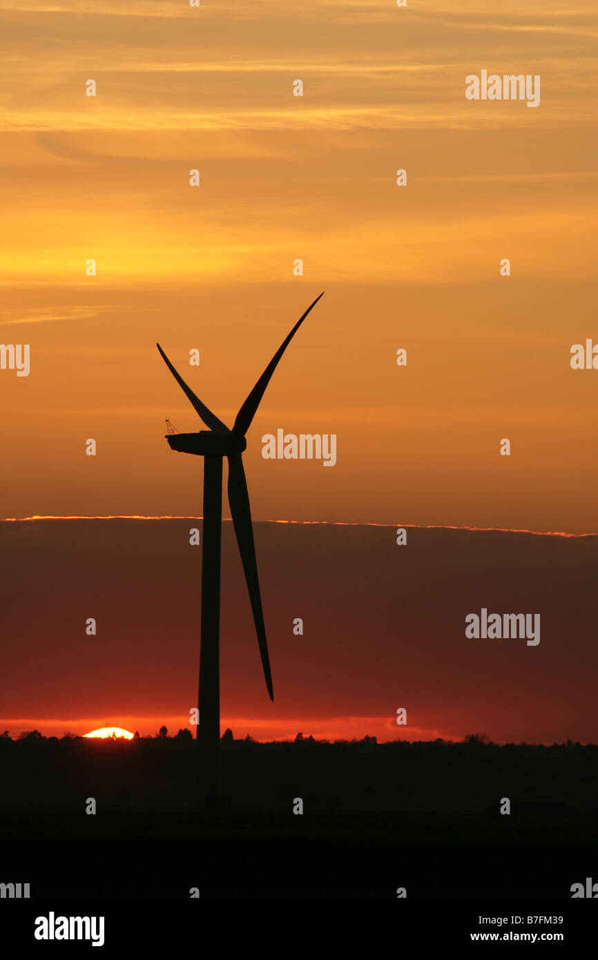 Wind turbine at sunset near Chatteris Cambridgeshire Stock Photo - Alamy