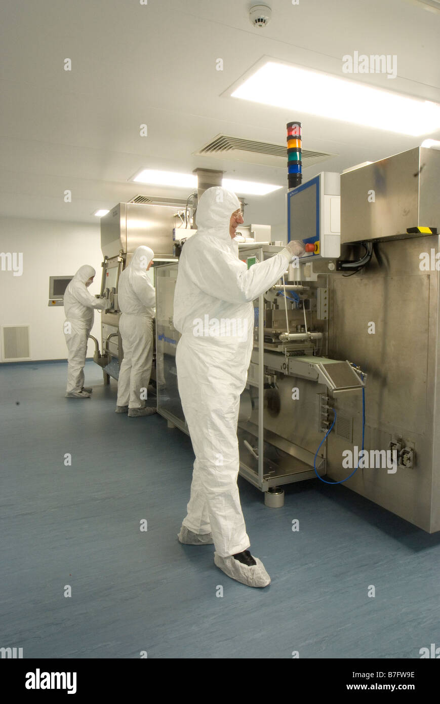 Laboratory walls hi-res stock photography and images - Alamy