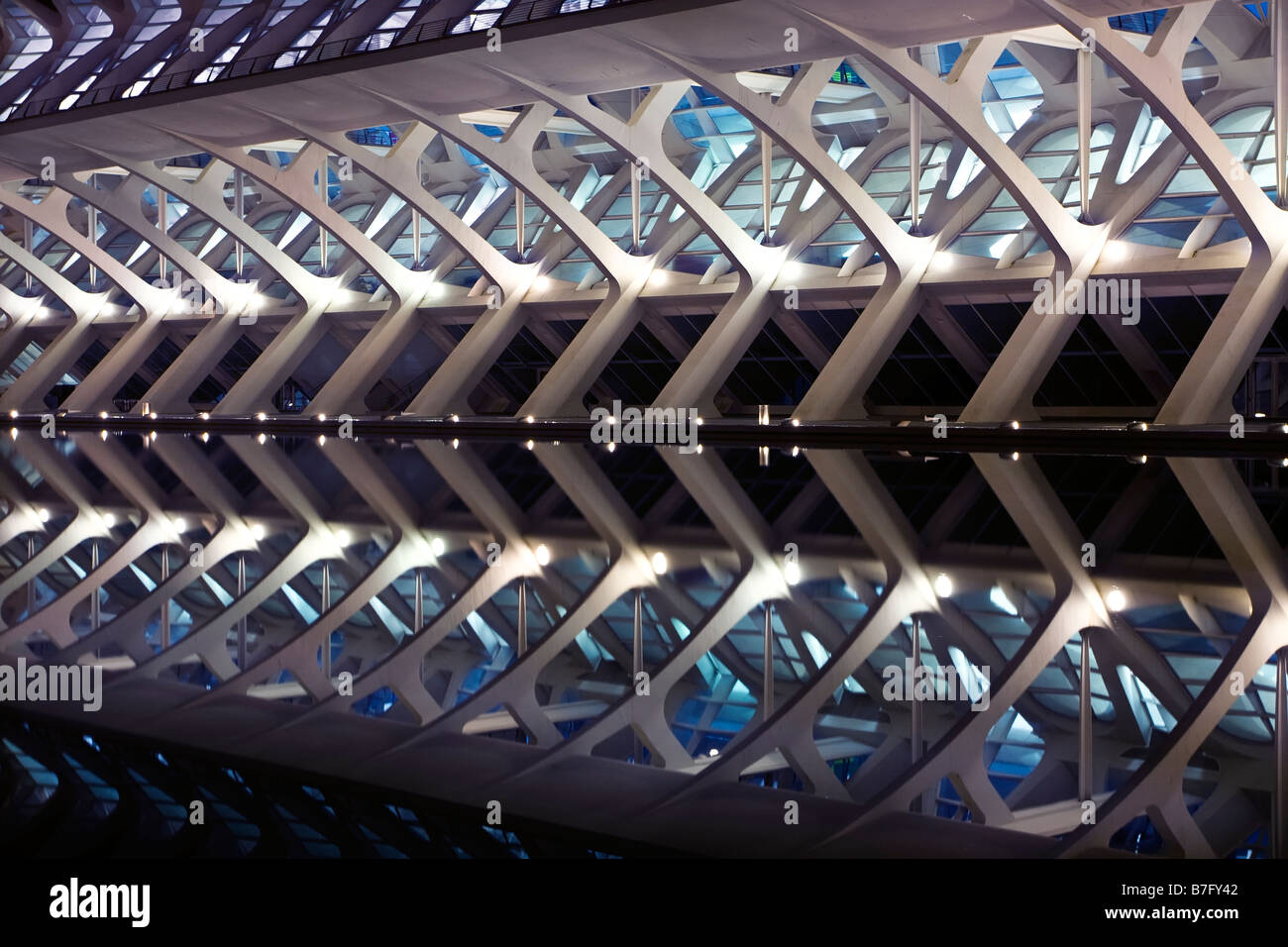 Abstract building reflected on water Stock Photo - Alamy