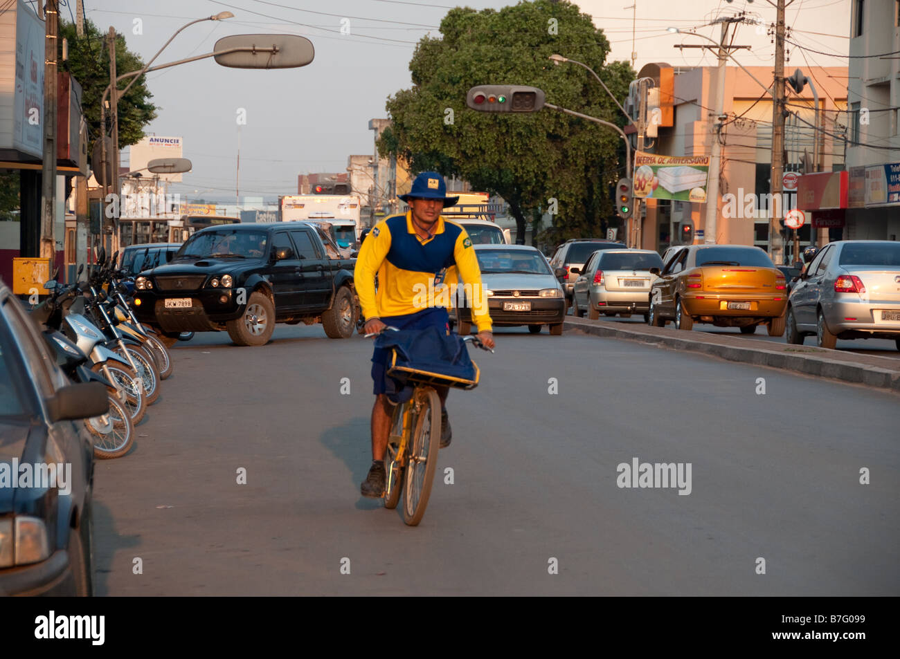 Postman bike hi-res stock photography and images - Alamy