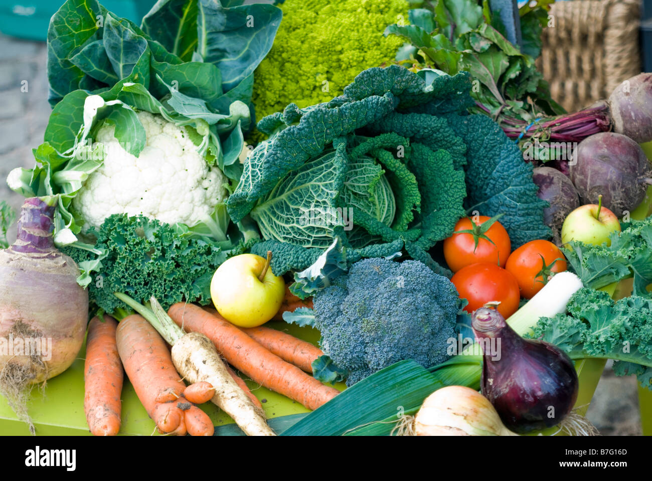 Colourful vegetable display at market stall Stock Photo - Alamy