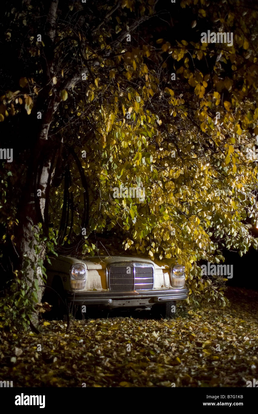 Old mercedes car hi-res stock photography and images - Alamy