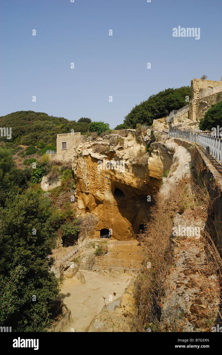 Cuma campania italy hi-res stock photography and images - Alamy