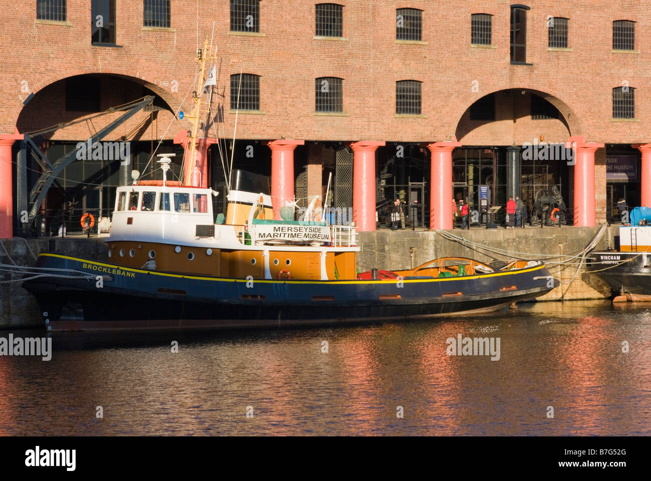 Albert dock england hi-res stock photography and images - Alamy