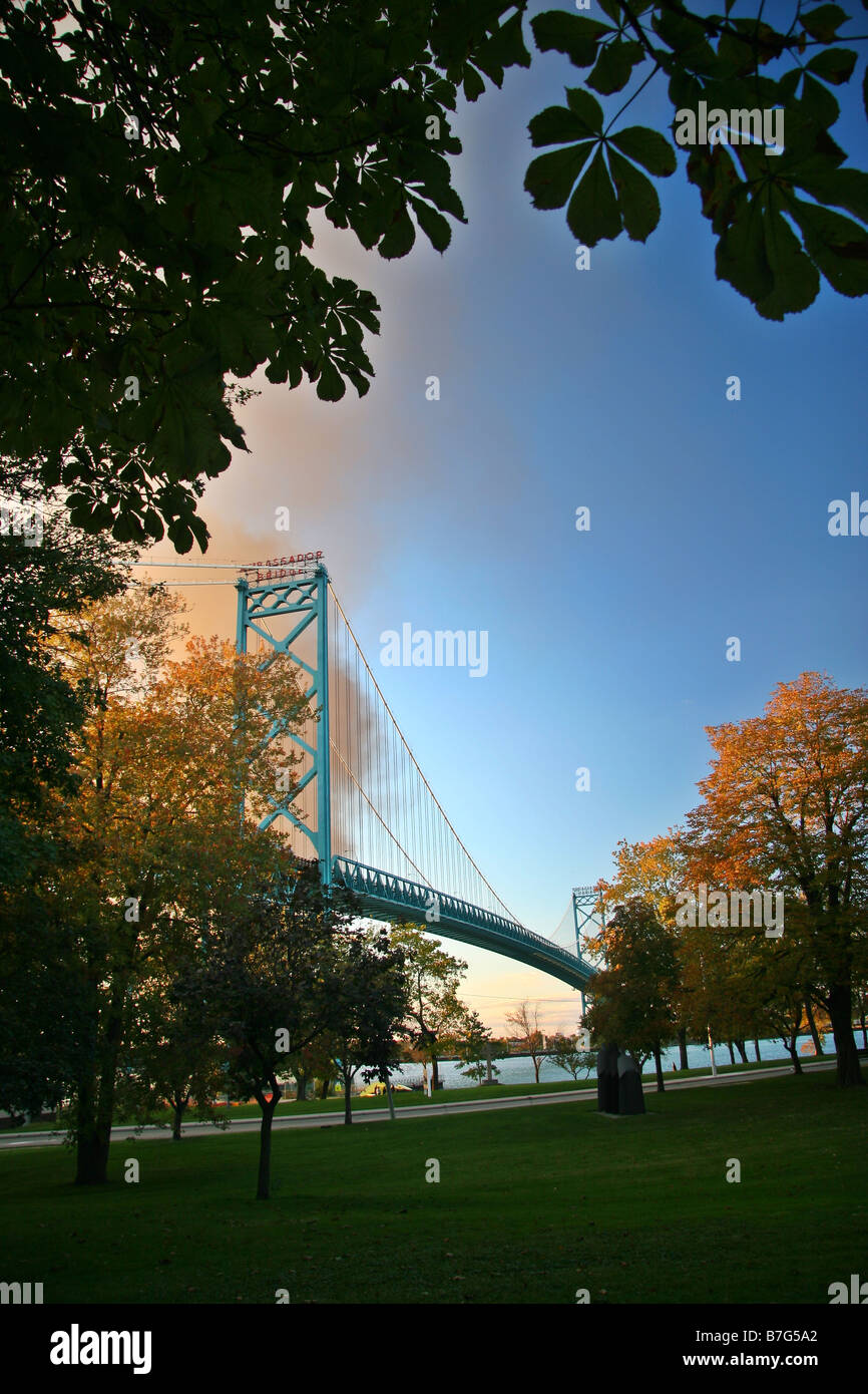 Ambassador bridge transport hi-res stock photography and images - Alamy