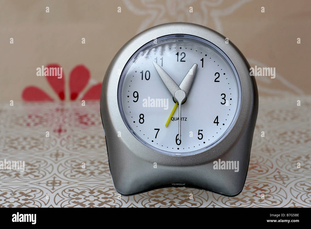 Analogue Clock High Resolution Stock Photography and Images - Alamy