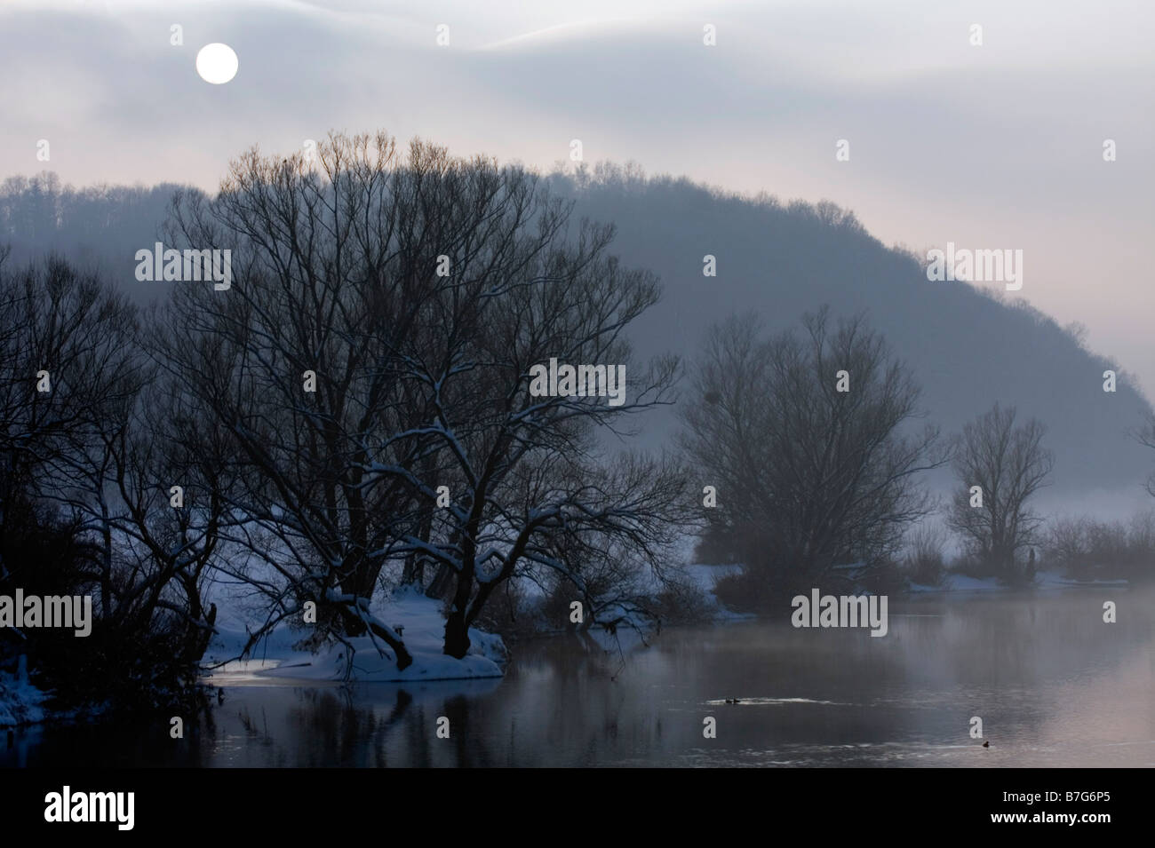Evening sun winter hi-res stock photography and images - Alamy