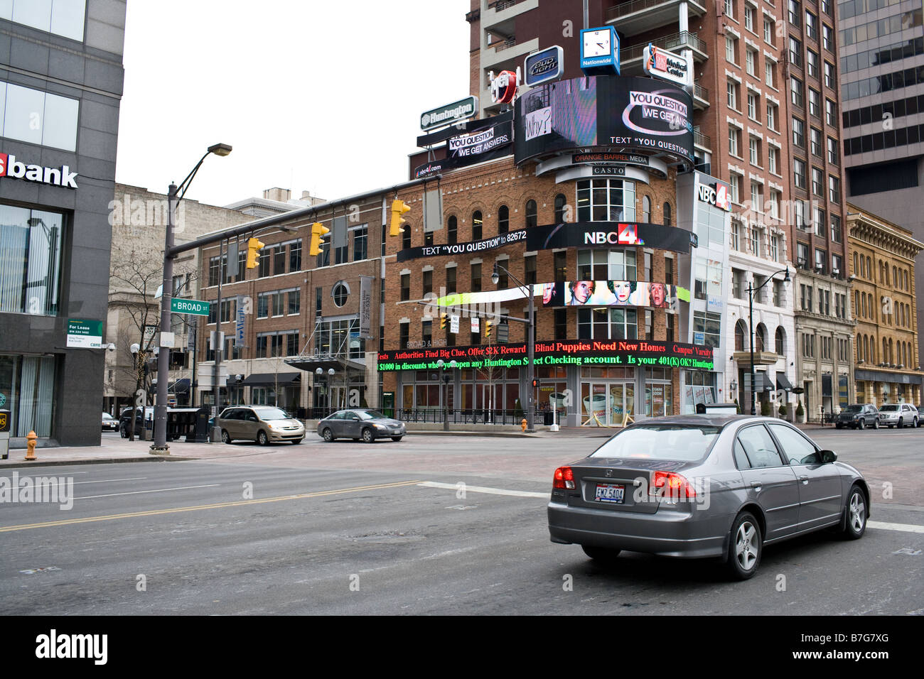 Corner of Broad St and High St in downtown Columbus Stock Photo - Alamy