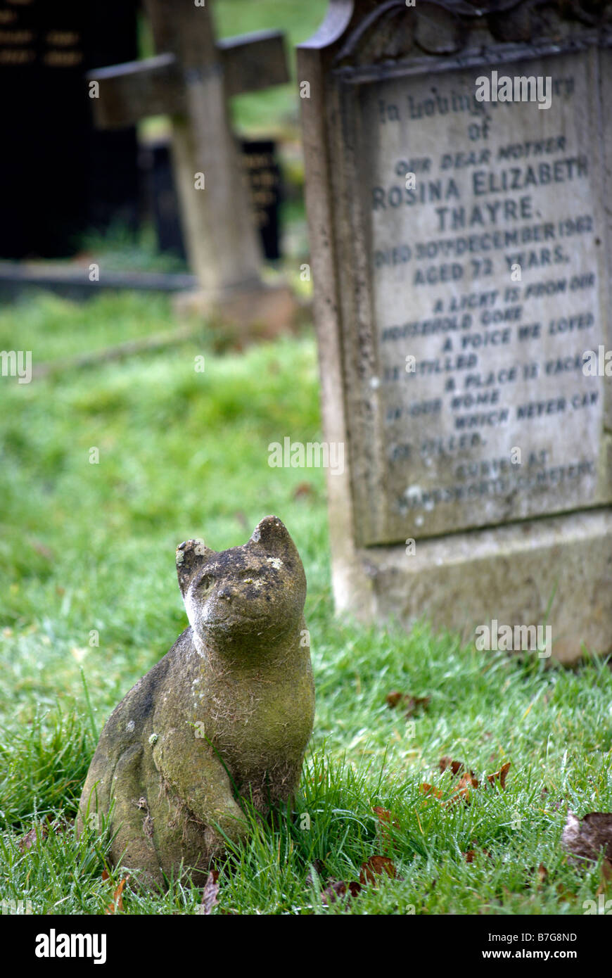 ornamental figure of a cat decorating a grave site at putney vale ...