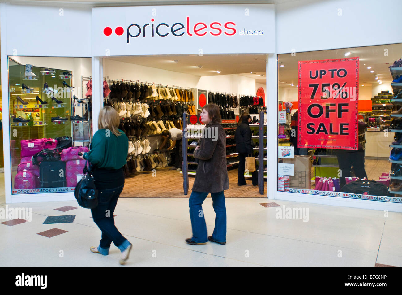 Priceless hi-res stock photography and images - Alamy