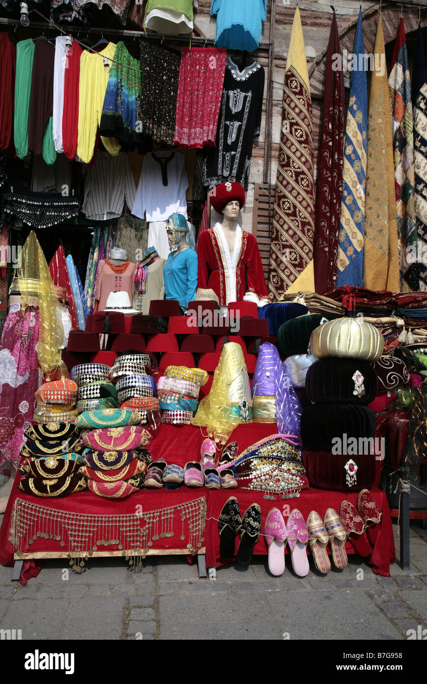 RUGS CARPETS & CLOTHS STALL ISTANBUL TURKEY SULTANAHMET ISTANBUL TURKEY ...