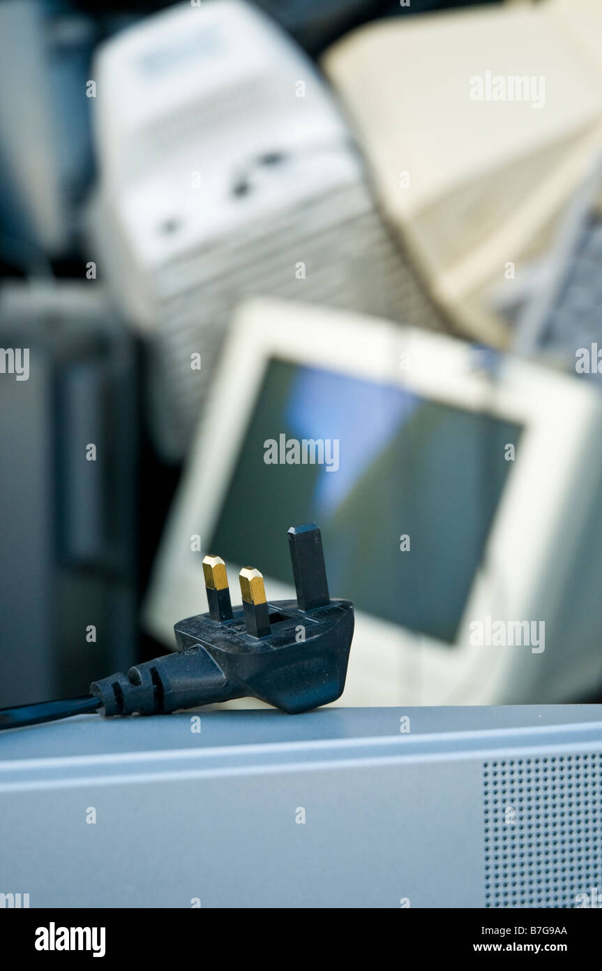 Electrical recycling hi-res stock photography and images - Alamy