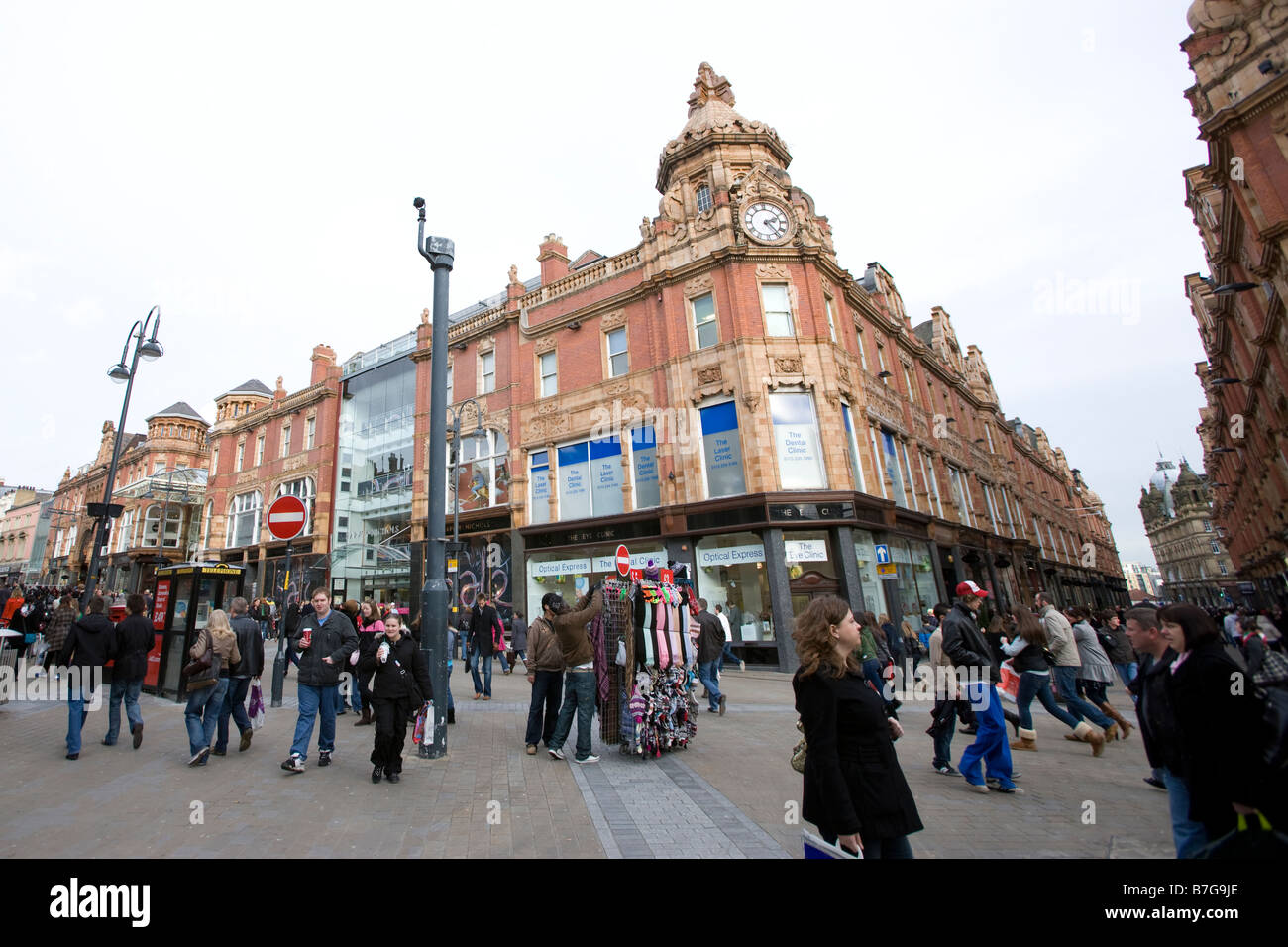 Leeds shopping district hi-res stock photography and images - Alamy