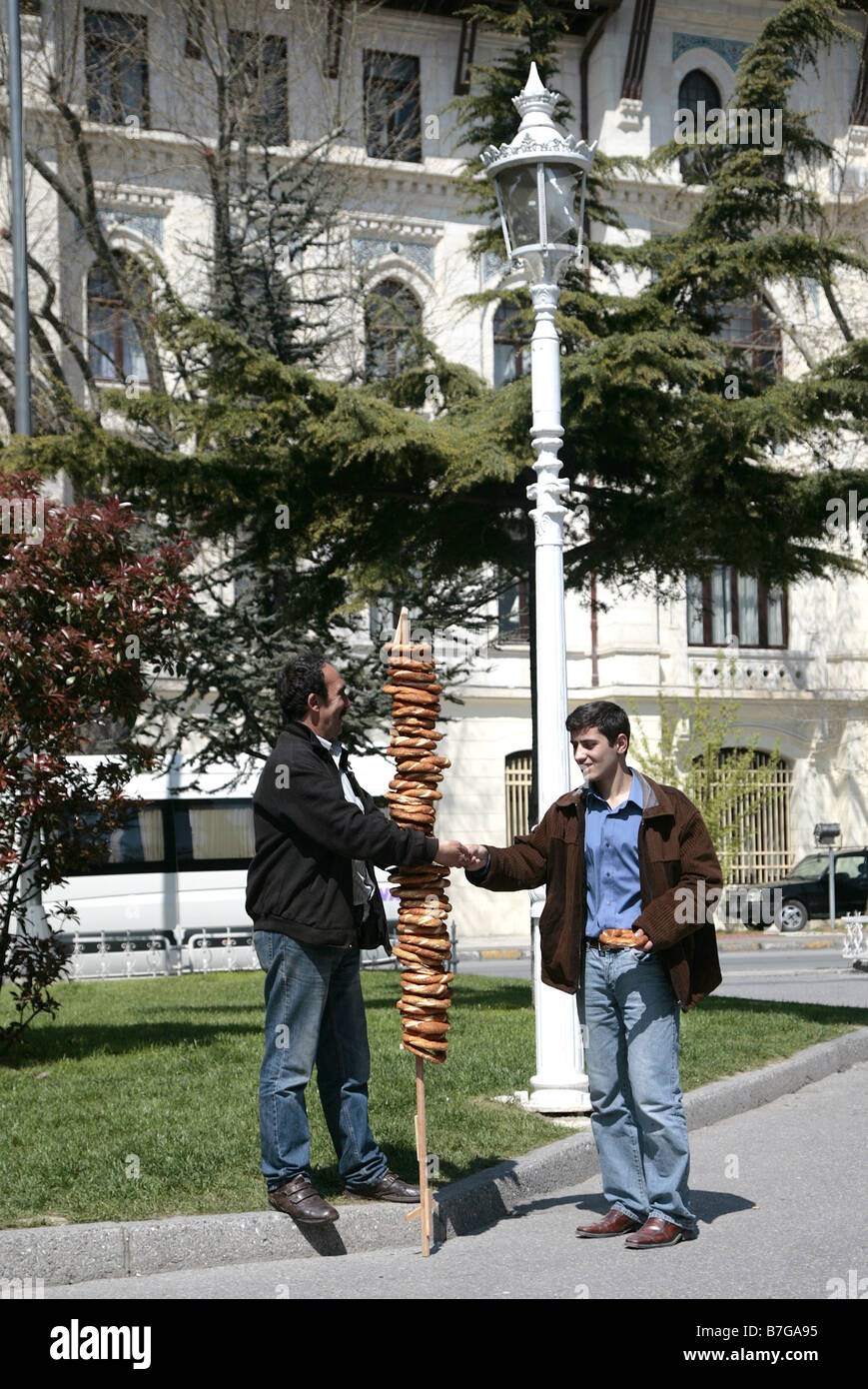Turkey simit istanbul hi-res stock photography and images - Alamy