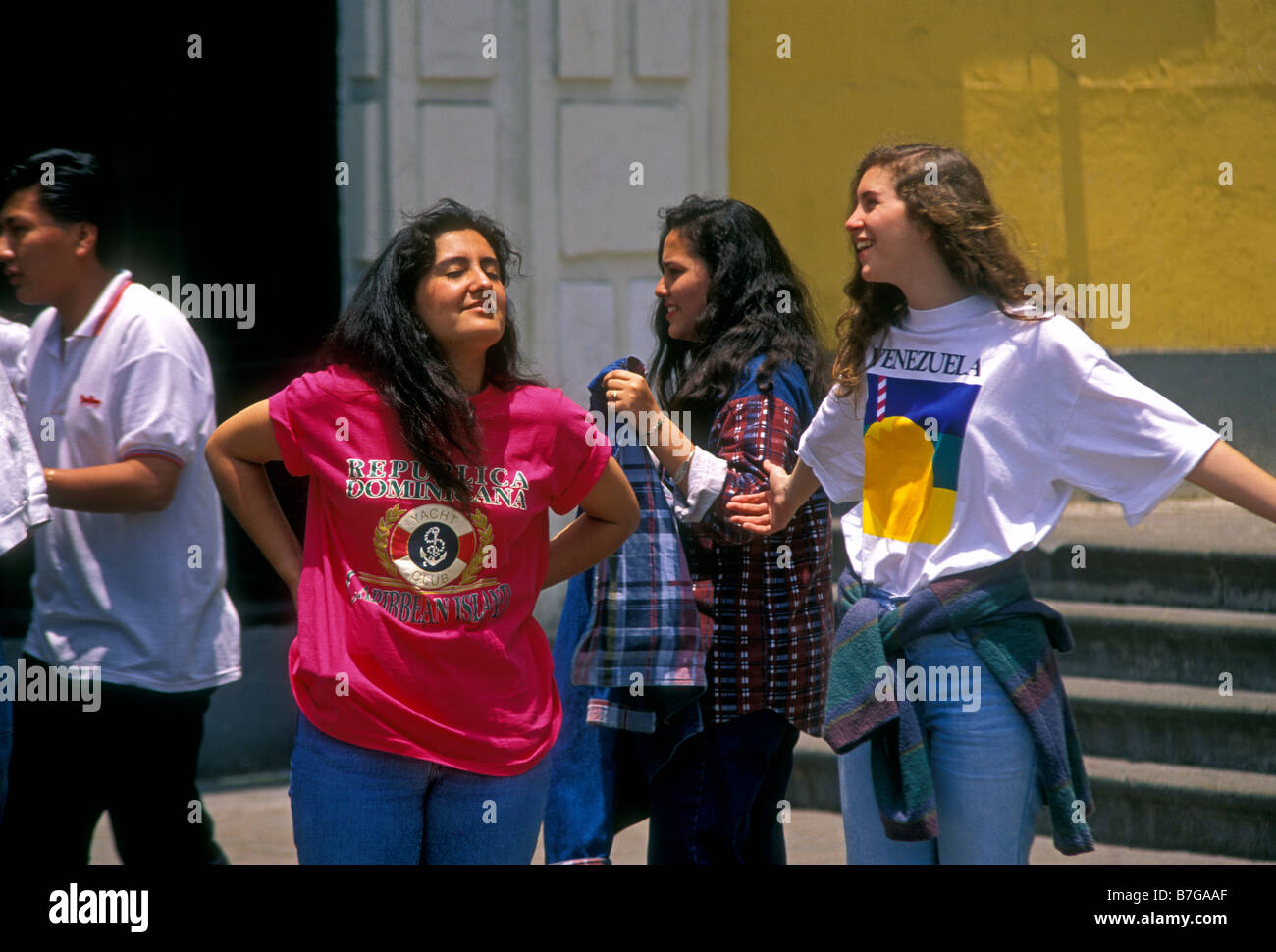 Peru teen (hispanic) hi-res stock photography and images - Alamy