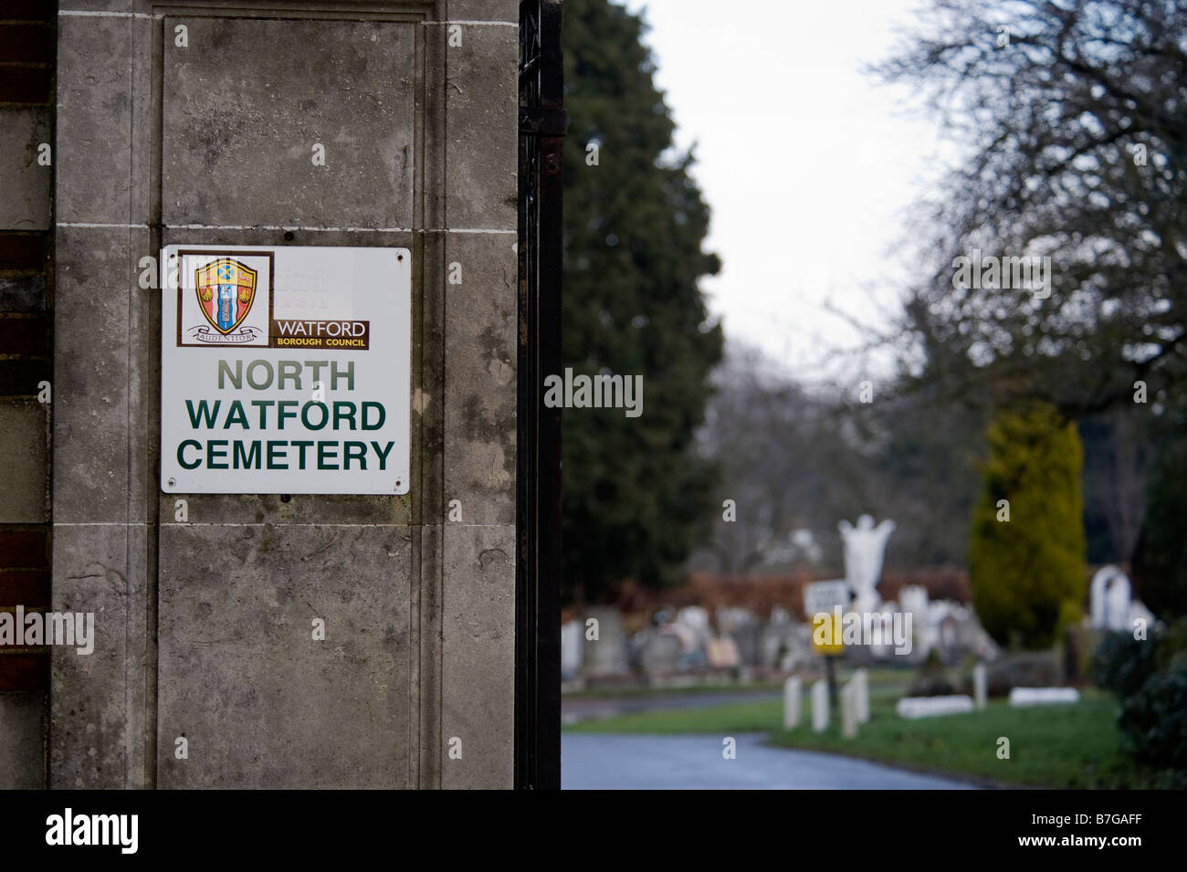 Entrance sign to the North Watford cemetery Stock Photo - Alamy
