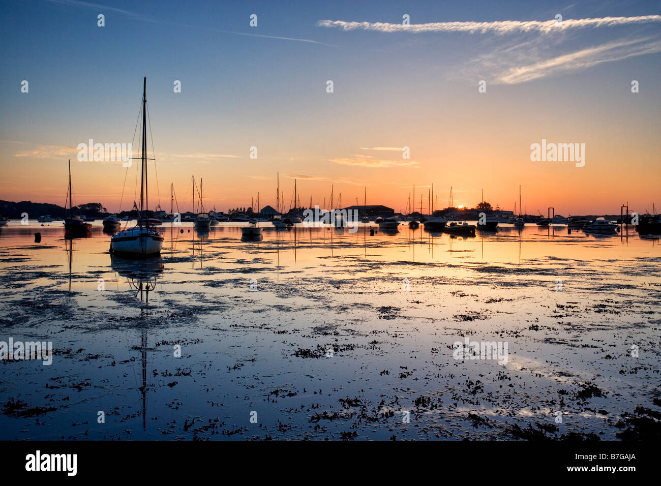 Bembridge harbour tourism hi-res stock photography and images - Alamy
