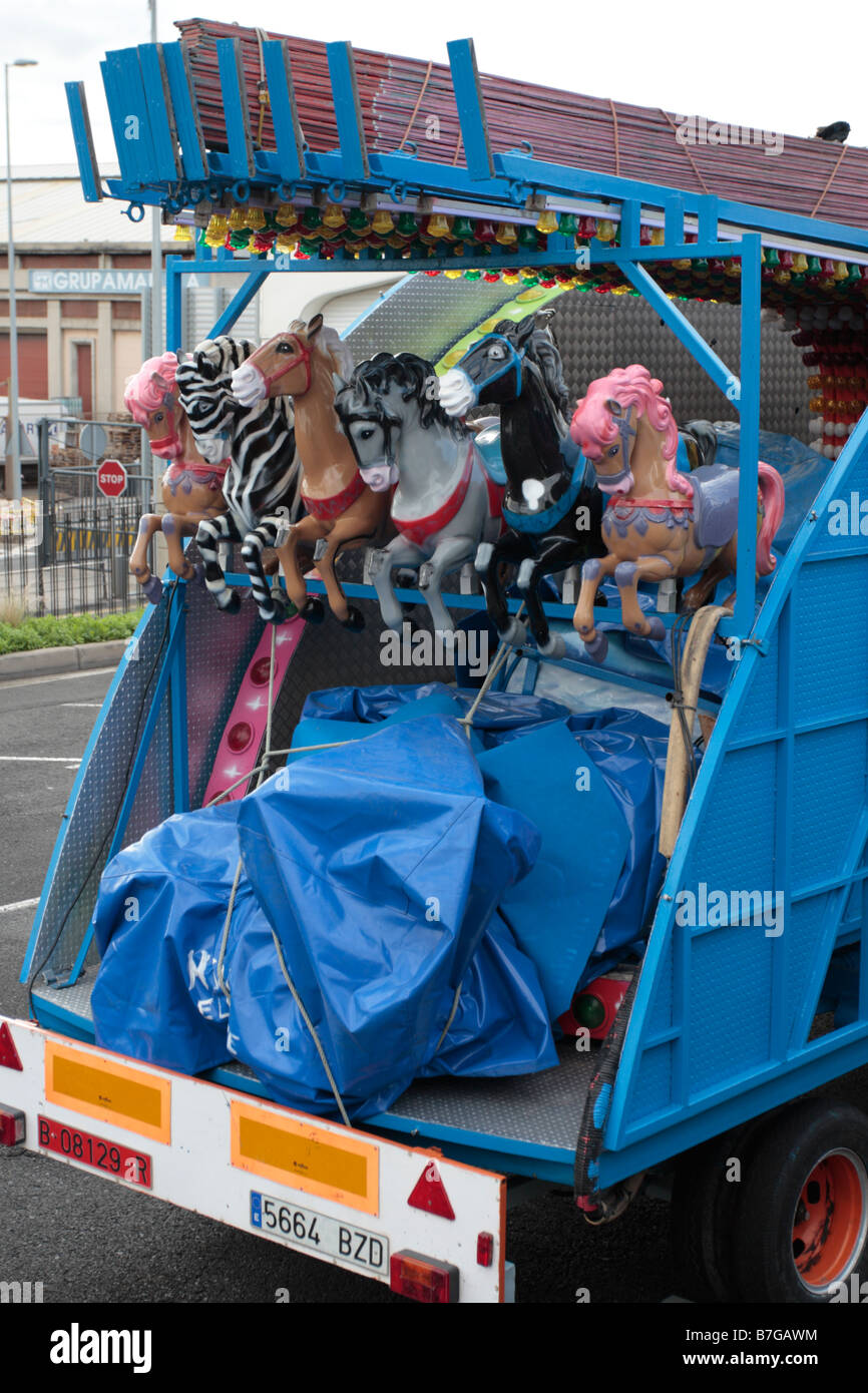 Fun fair trailer hi-res stock photography and images - Alamy