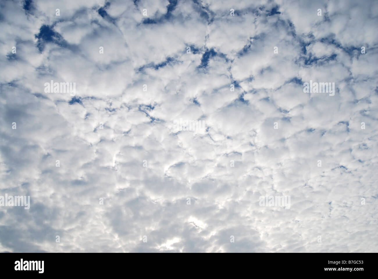 Cloudy weather patterns hi-res stock photography and images - Alamy