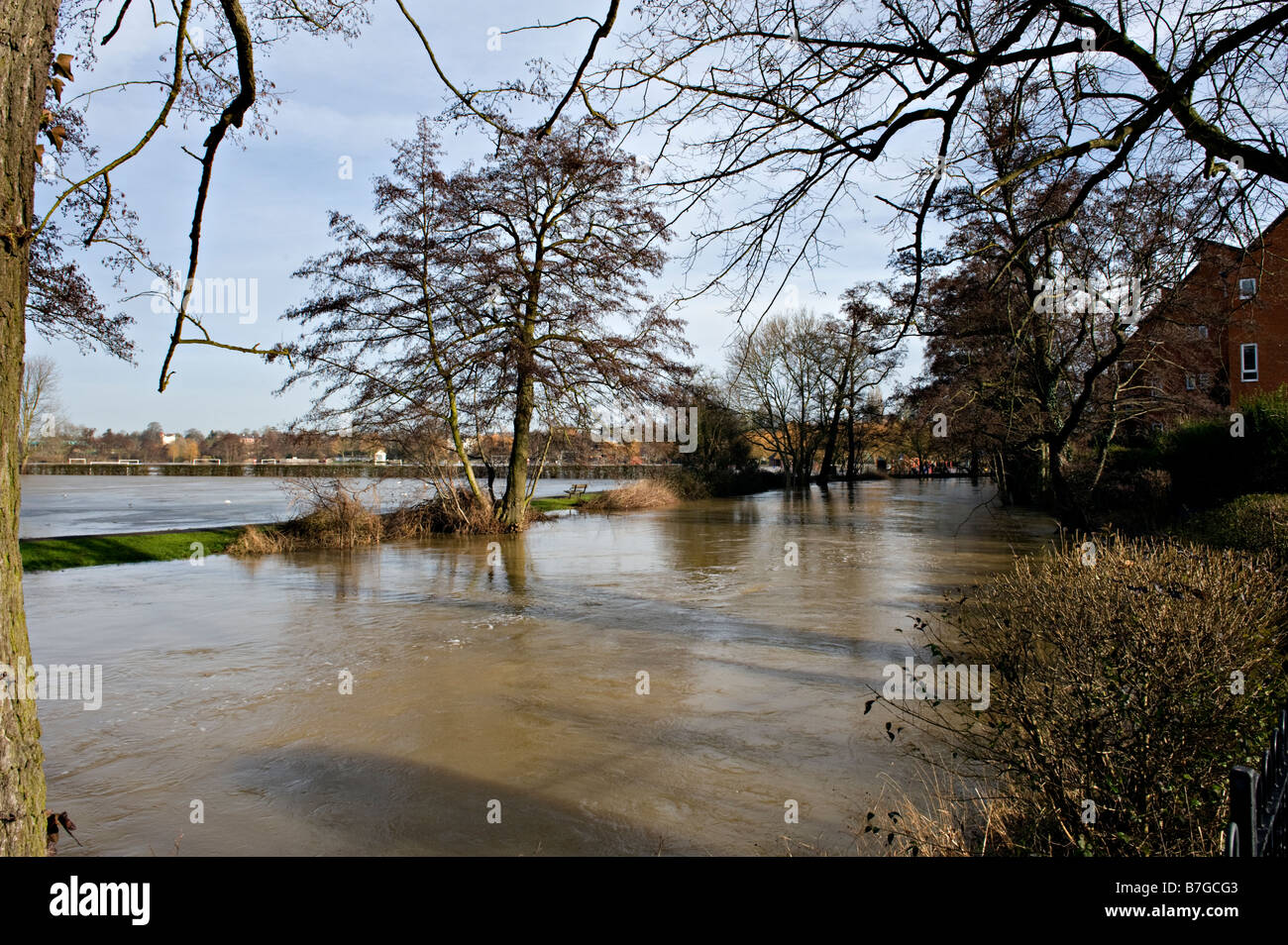 Tonbridge floods hi-res stock photography and images - Alamy