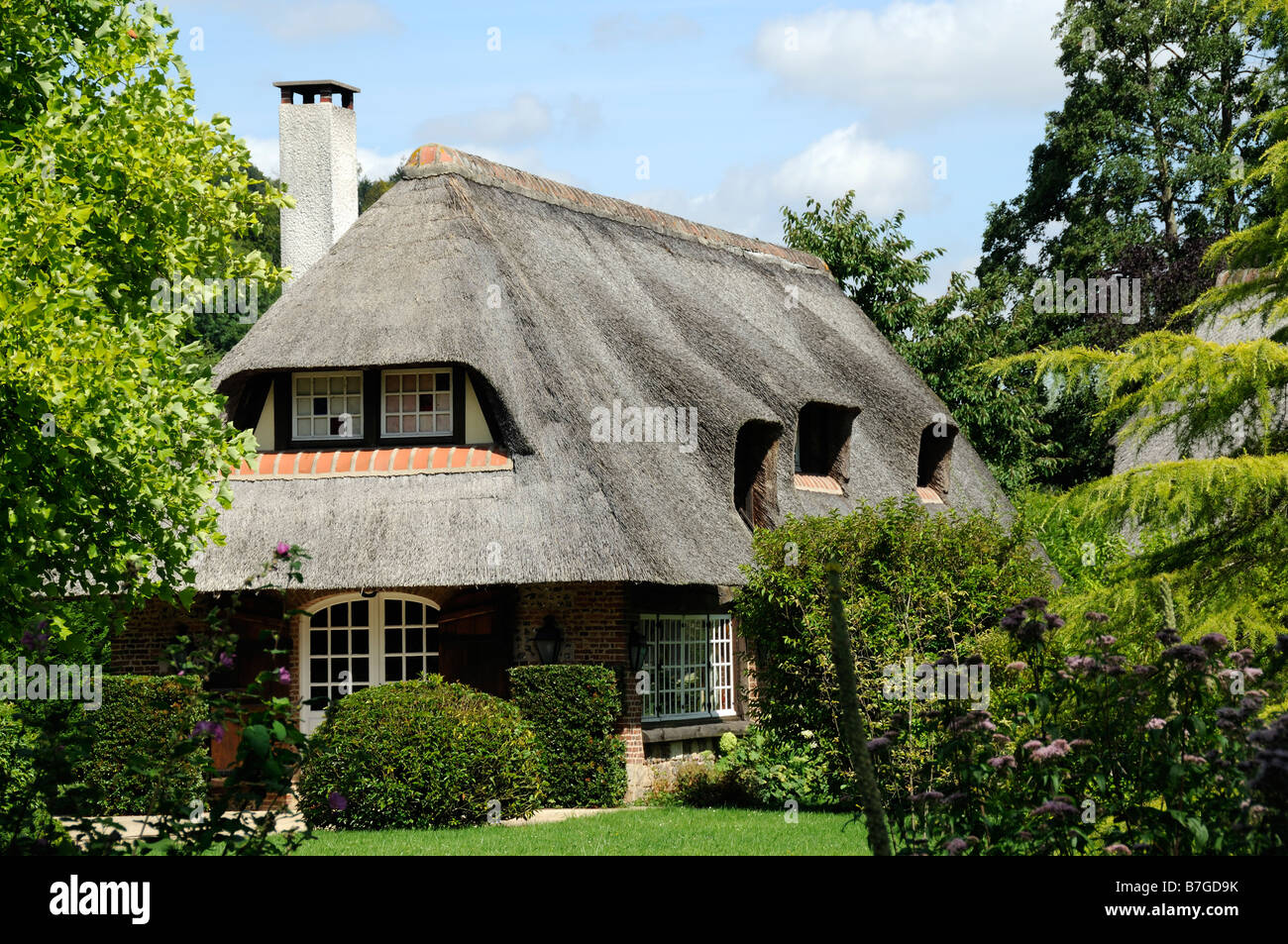 Normandy architecture hi-res stock photography and images - Alamy