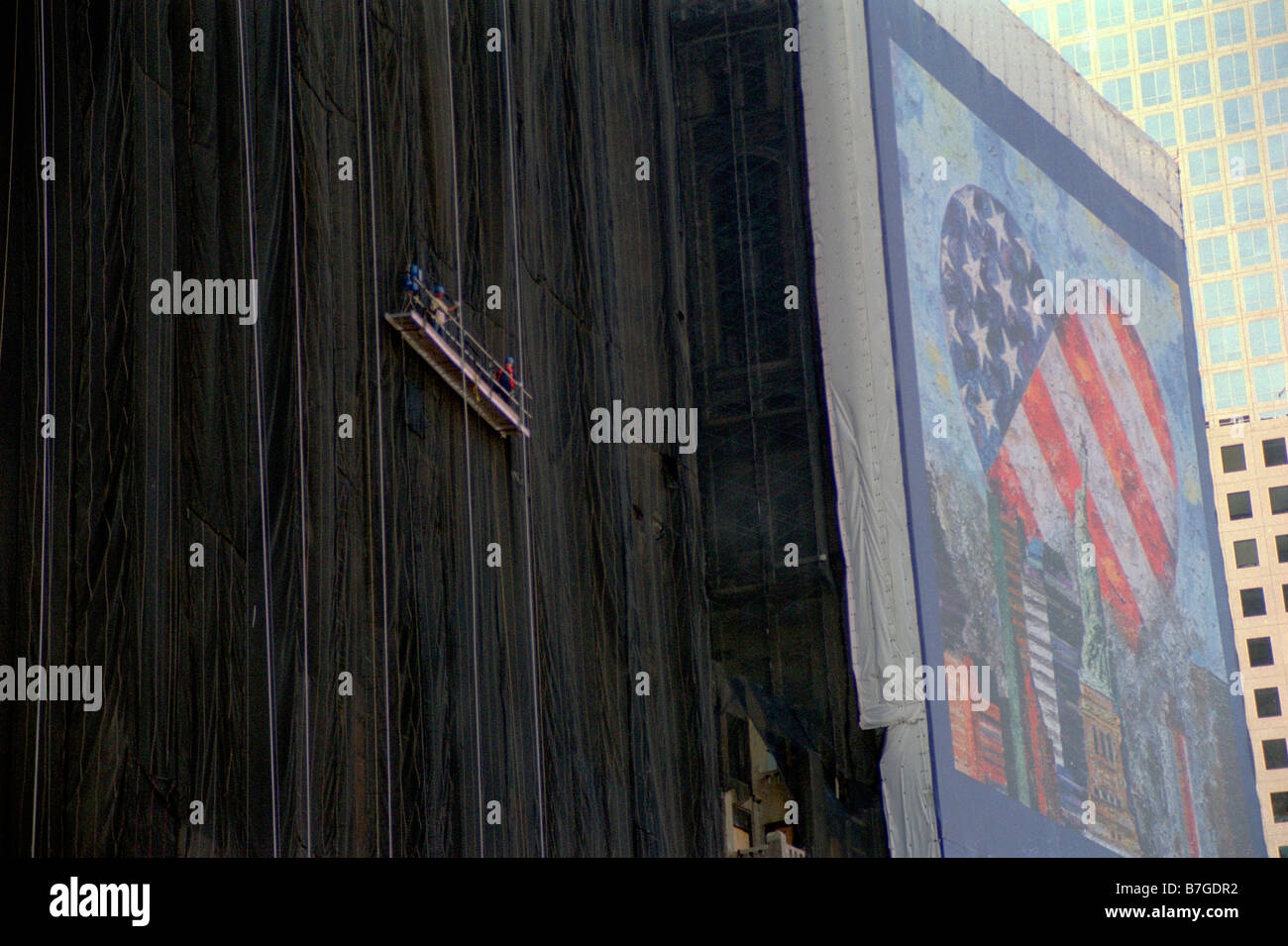 Ground zero 2002 hi-res stock photography and images - Alamy