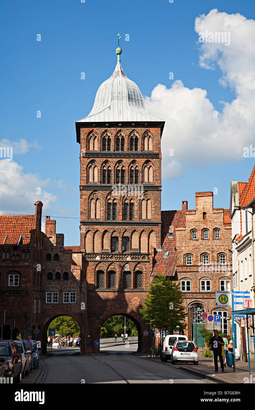Burgtor gate hi-res stock photography and images - Alamy