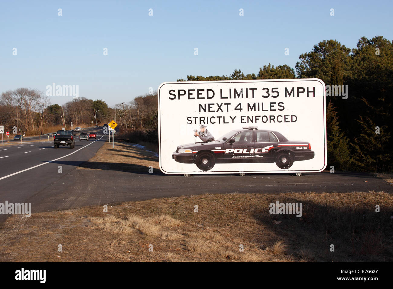 Highway billboard hi-res stock photography and images - Alamy