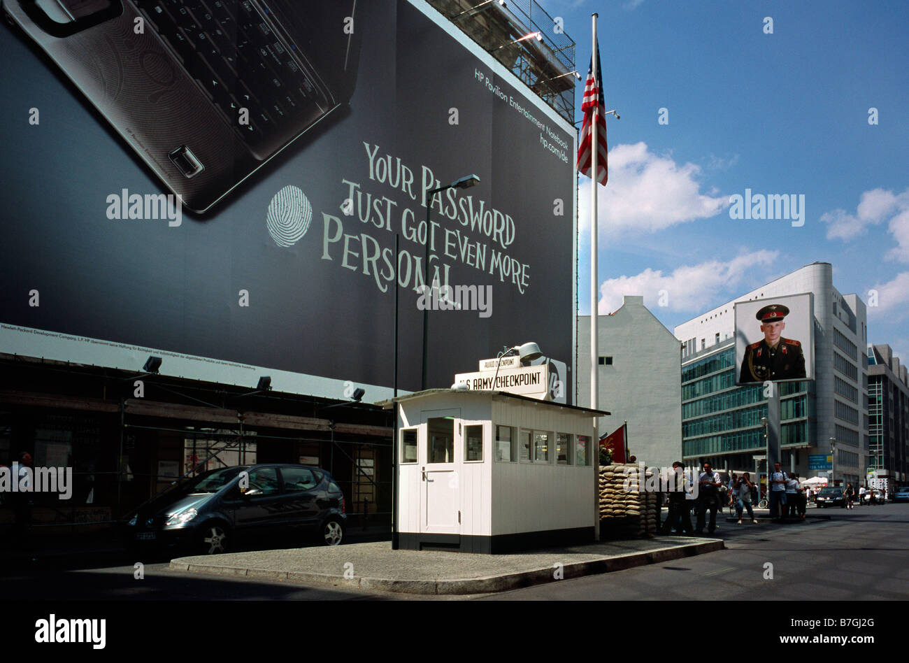 Allied checkpoint charlie hi-res stock photography and images - Alamy
