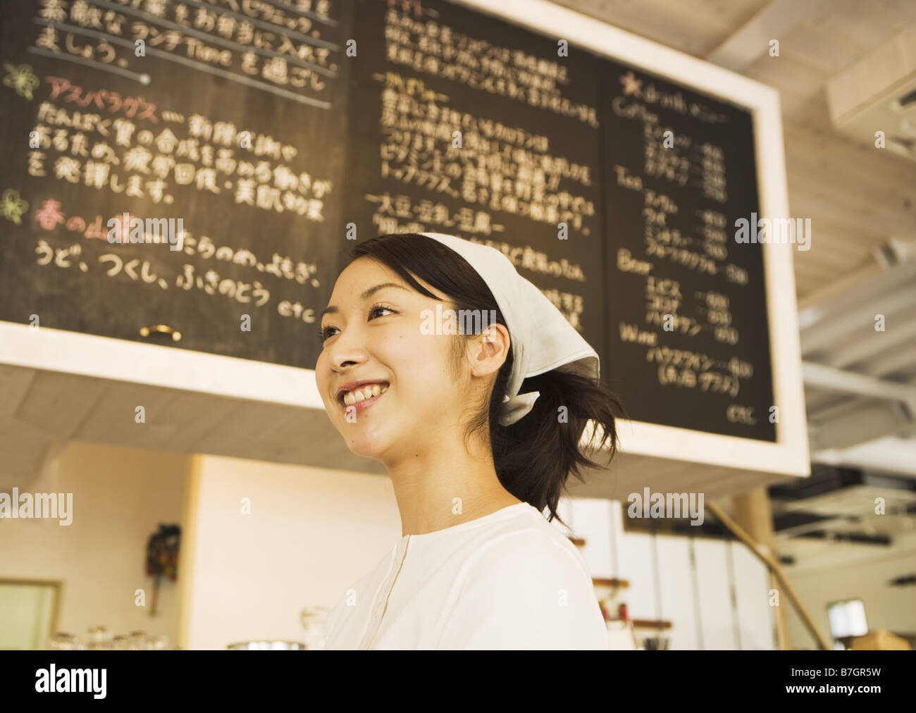 Waitress restaurant back view hi-res stock photography and images - Alamy