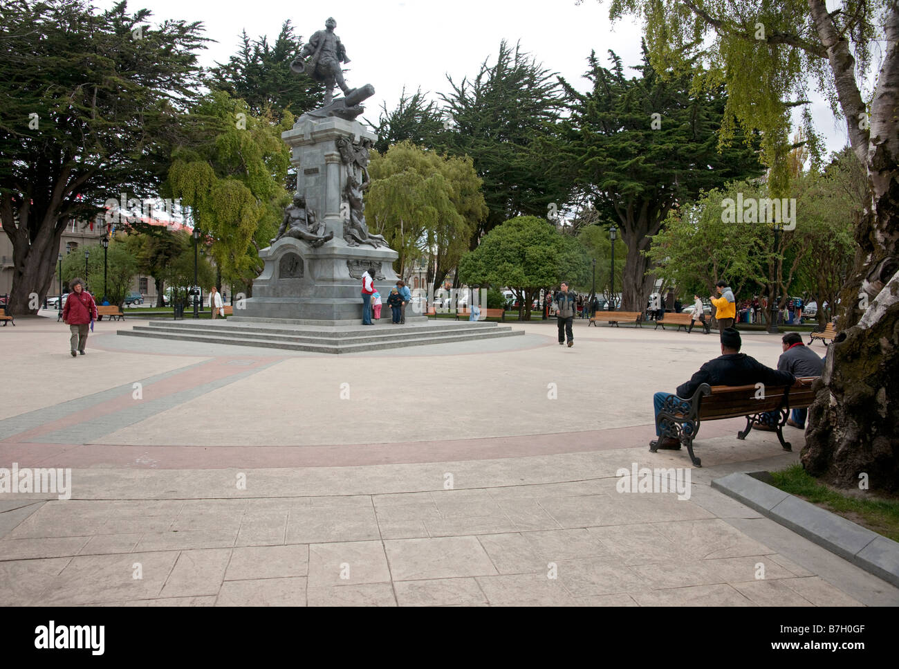 Punta arenas magellan statue hi-res stock photography and images - Alamy