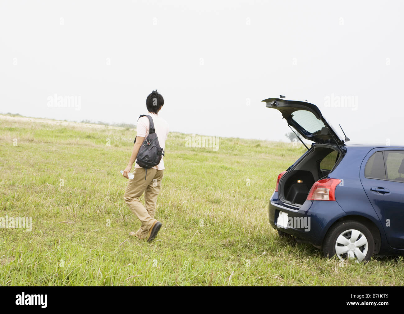Walk in he field hi-res stock photography and images - Alamy
