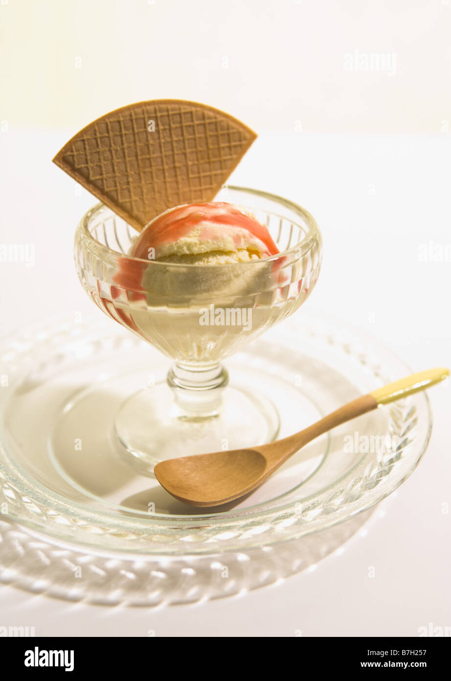 Vanilla ice cream in glass Stock Photo - Alamy