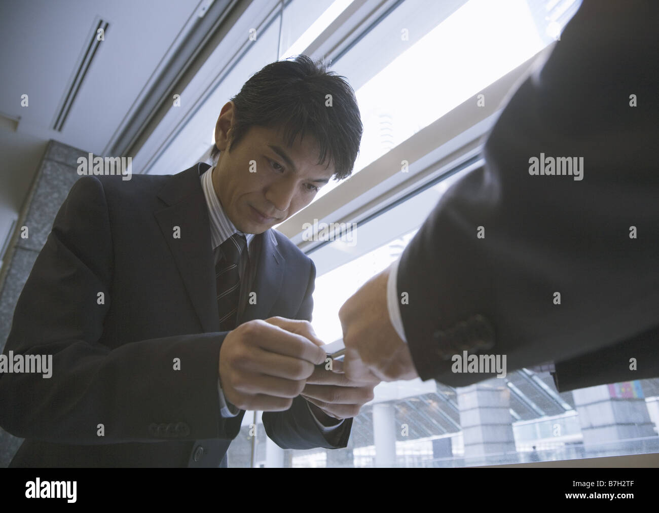 Exchanging material hi-res stock photography and images - Alamy