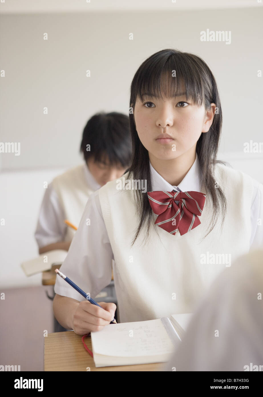 Japanese students writing hi-res stock photography and images - Alamy